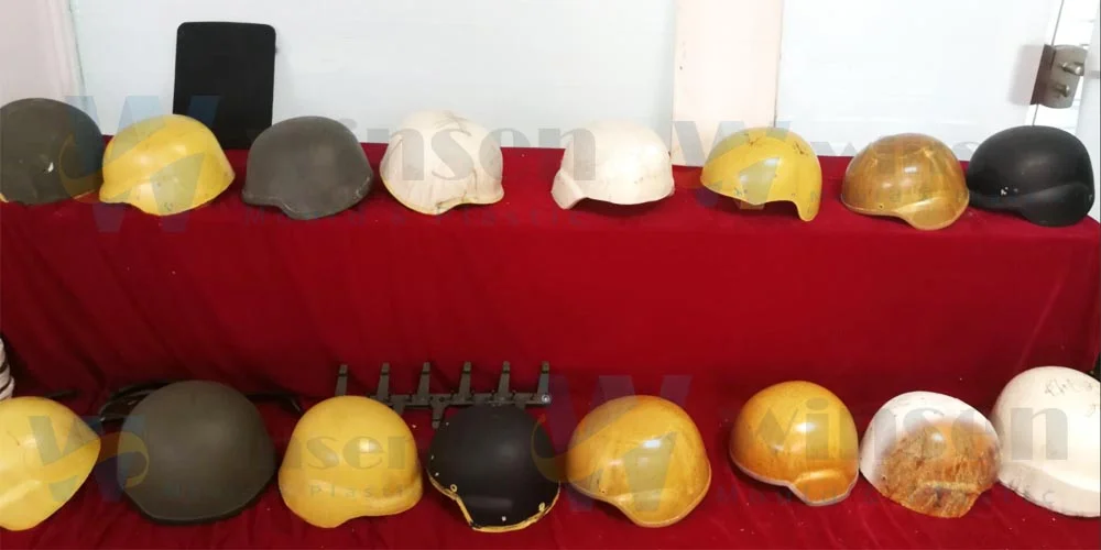 Bulletproof helmet mold