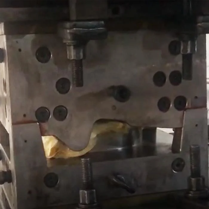 Bulletproof helmet mold