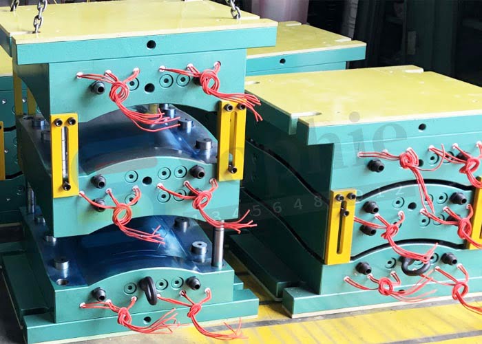 Bulletproof plate mold